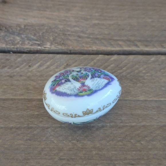 Limoges | Accents | Vintage Cadeaux Damour Limoges Fine Porcelain Egg ...